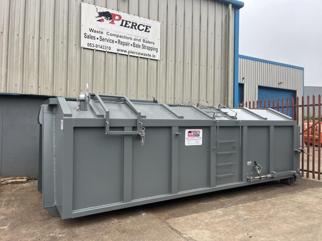Roll-On/Roll-Off Sludge Container With Loading Door Inlet Opened From ...